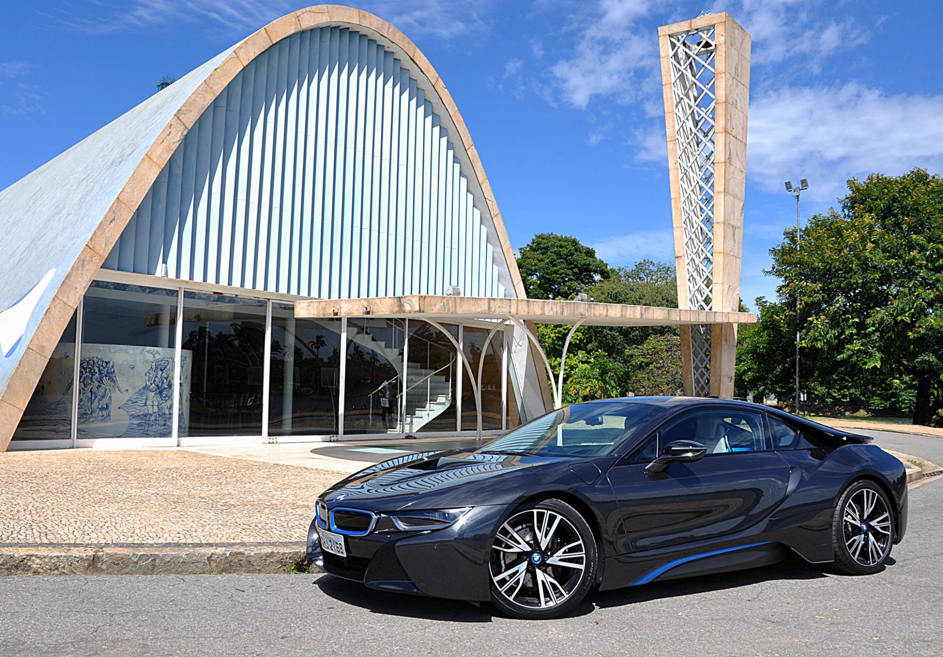 BMW i8: o bólido que o sertanejo Eduardo Costa ostentou [Vídeo]