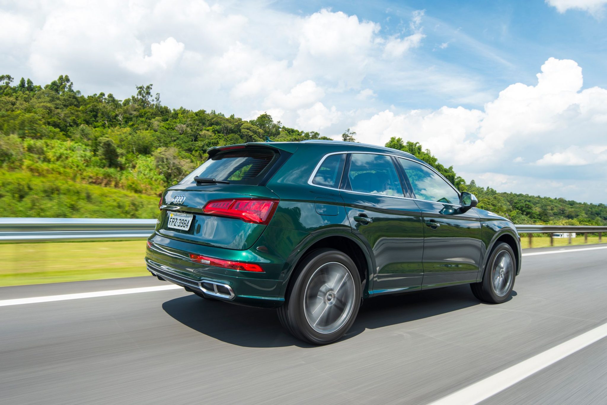 Carro blindado de fábrica? Conheça o Audi Q5 Security