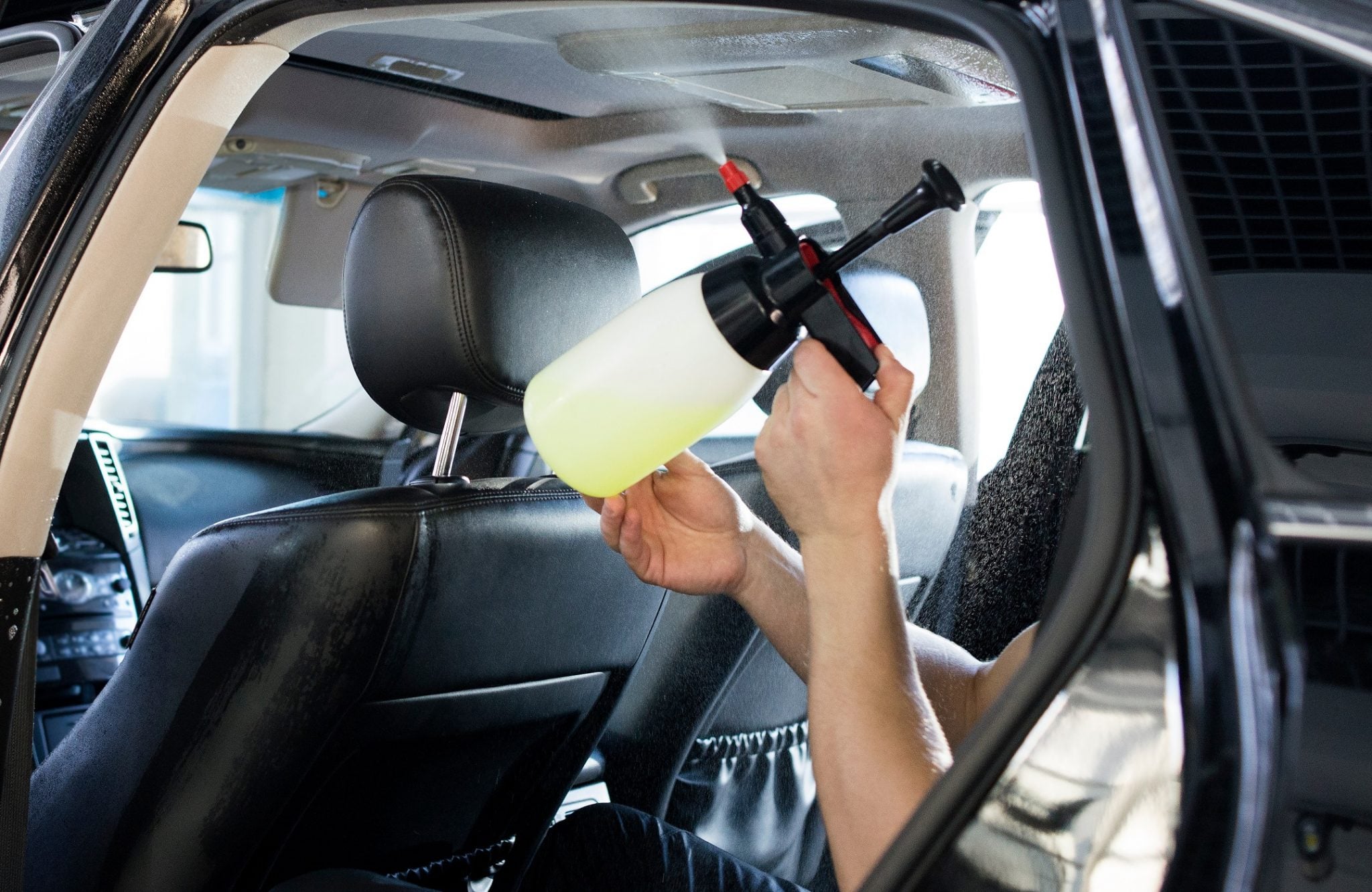 Higienização automotiva: guia completo para lavar o carro