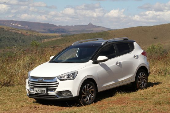 JAC T40 CVT: analisamos prós e contras do modelo