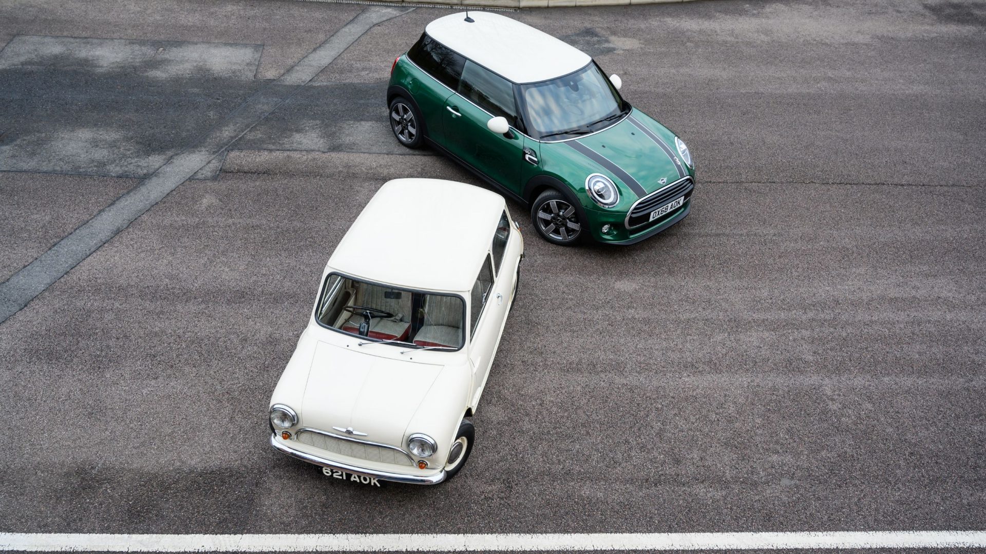Mini 60 Years Edition começa a ser vendido no Brasil