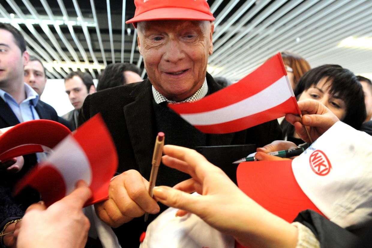 Niki Lauda já inspirou série especial da Alfa Romeo Spider