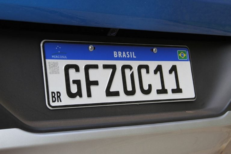 Saiba como consultar situação do veículo pela placa de graça