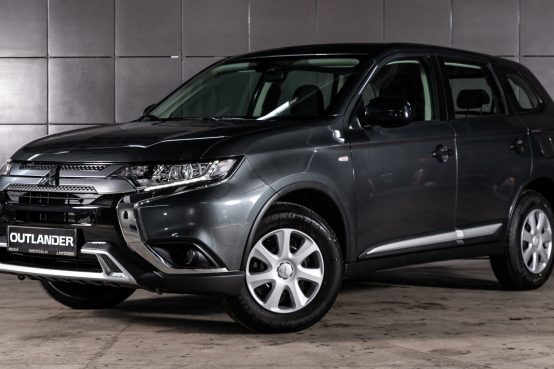 Mitsubishi Outlander foi ‘Eclipsado’