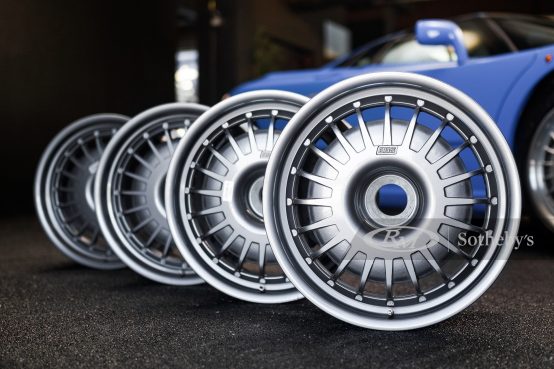 Rodas BBS por R$ 80 mil? Sim, é o preço do jogo de um Bugatti EB 110