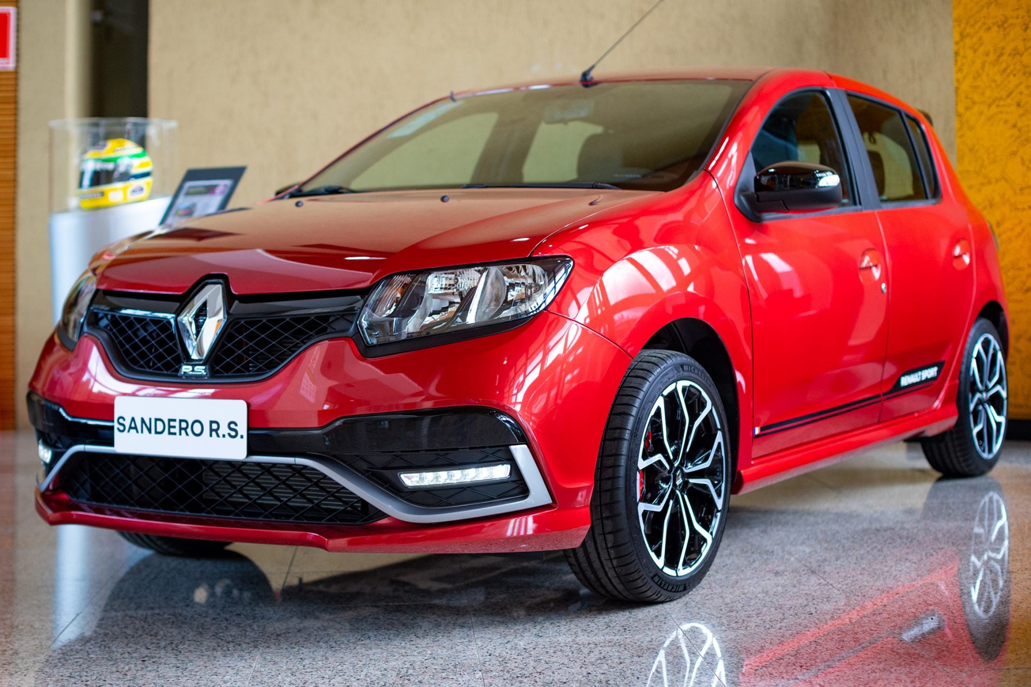 Renault vai preservar último Sandero RS produzido em acervo histórico