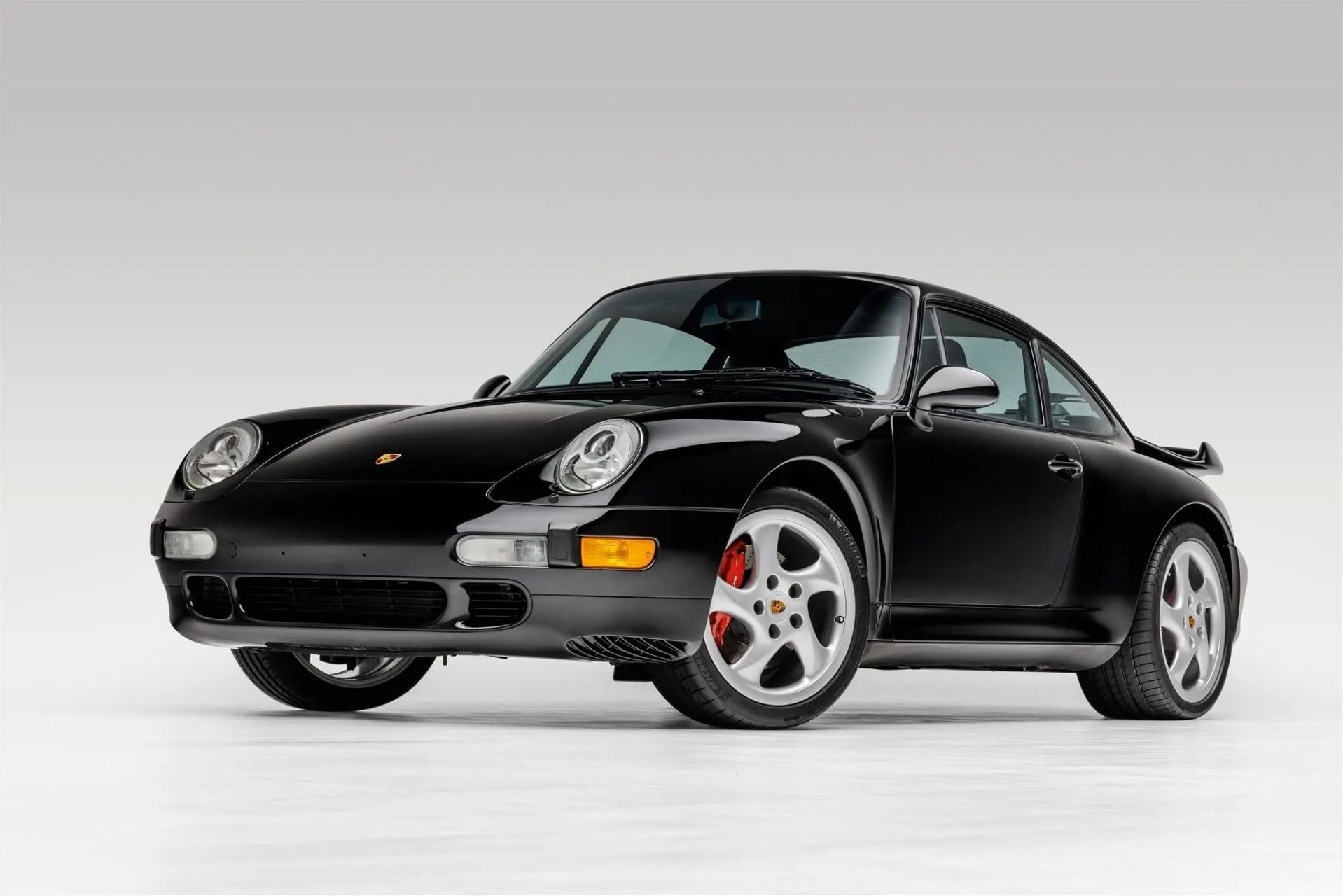 Veja o Porsche 911 de Denzel Washington ficar brilhando como um Oscar