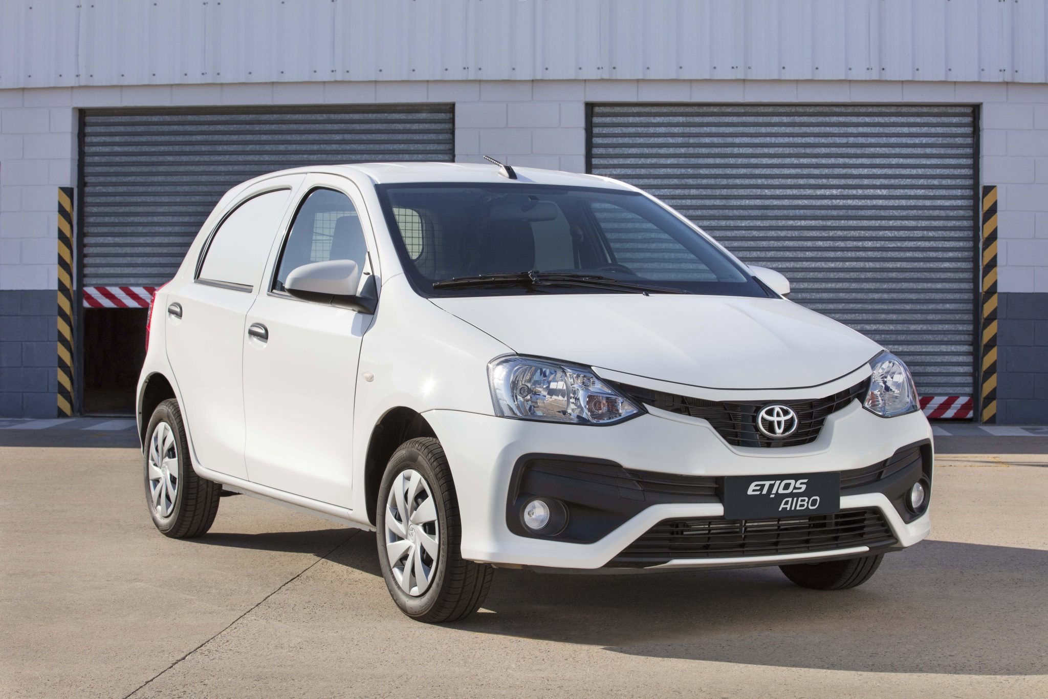 Carro usado: 10 fatos sobre o Toyota Etios 2018