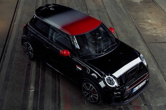 Mini John Cooper Works Pat Moss chega ao Brasil; veja o que muda