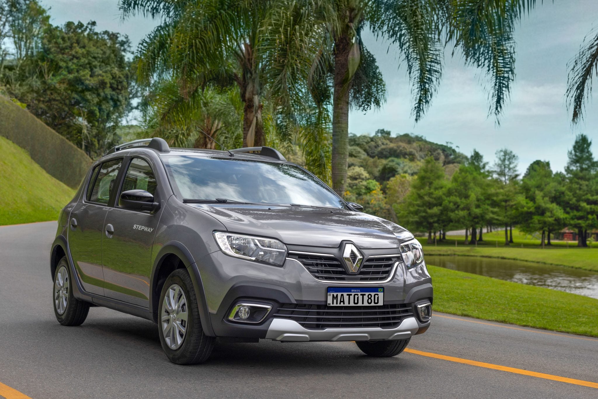 Renault Stepway 2023 é anunciado com nova configuração no motor