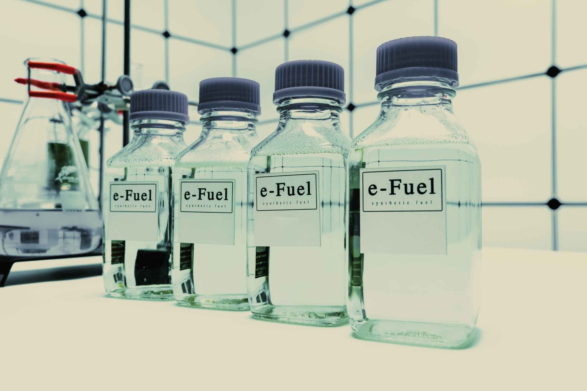 Gasolina sintética no seu motor: adeus petróleo! Gasolina sintética no seu motor: adeus petróleo!