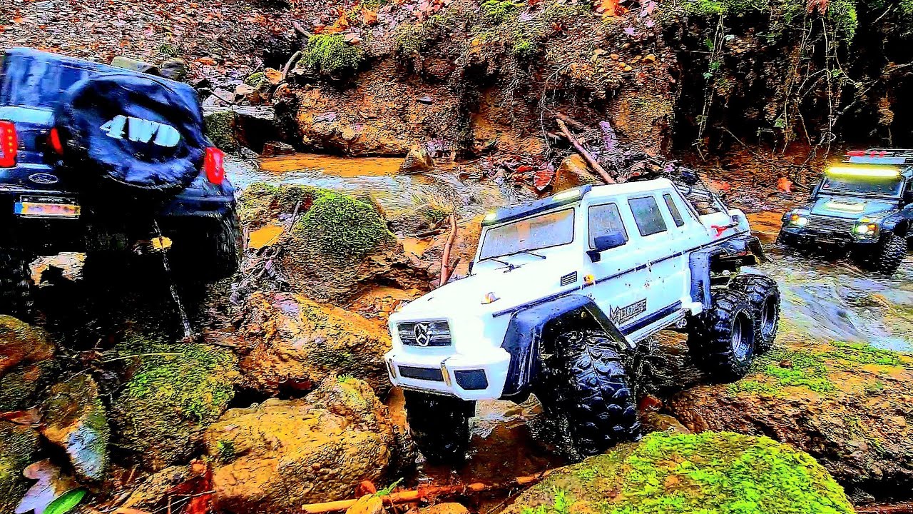 Mini modelos de SUVs enfrentam desafio off-road como gigantes