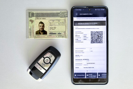 Quais os 5 documentos obrigatórios para andar de carro?