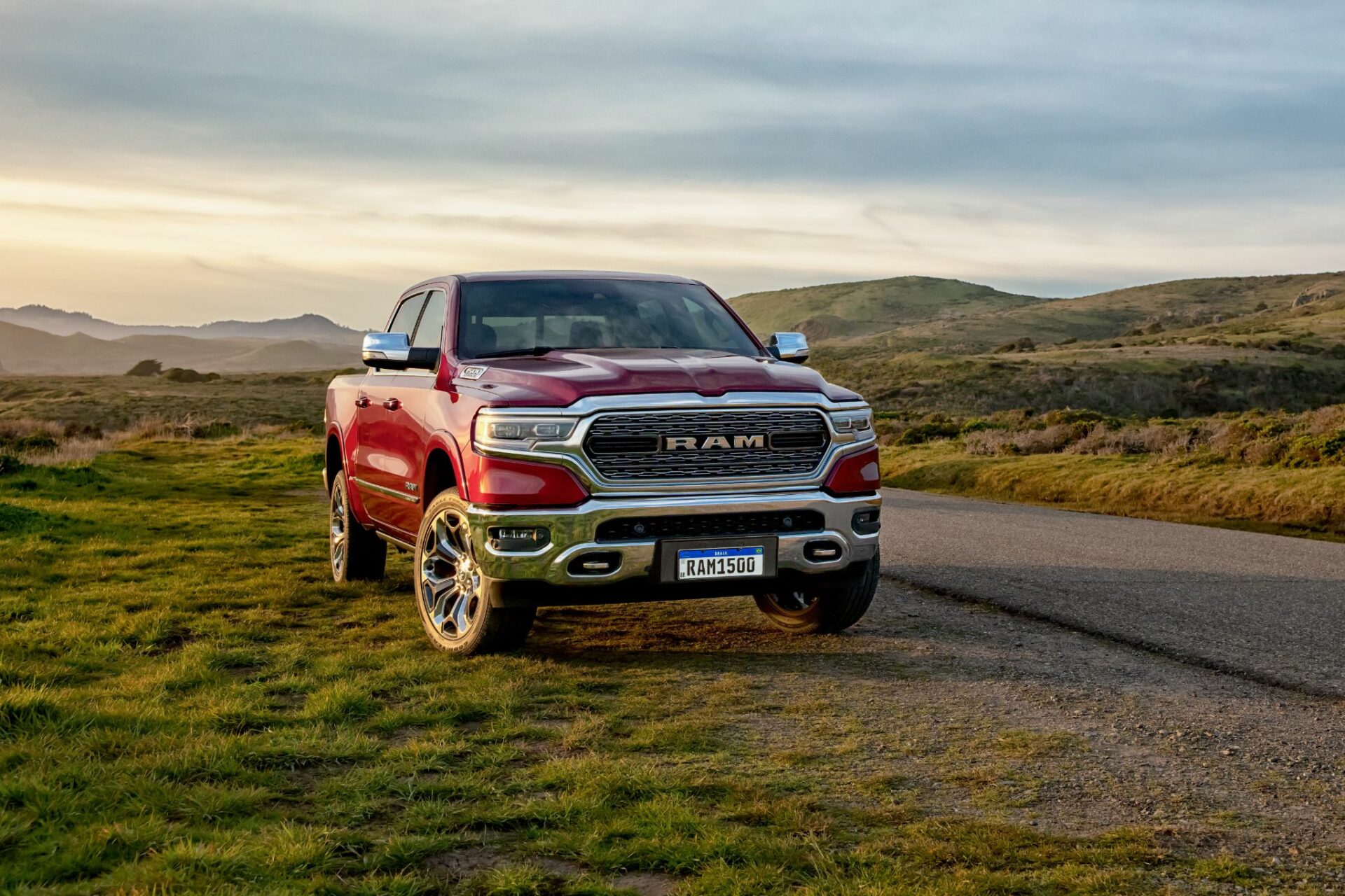 Crise para quem? Ram vende 540 unidades da 1500 limited em uma noite