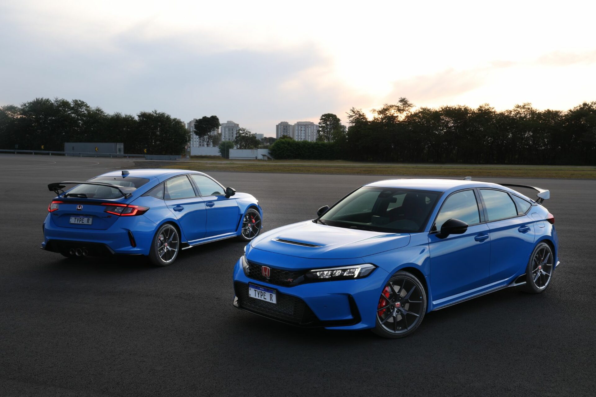 Honda Civic Type R: preço, equipamentos, motor, consumo, vídeo e fotos