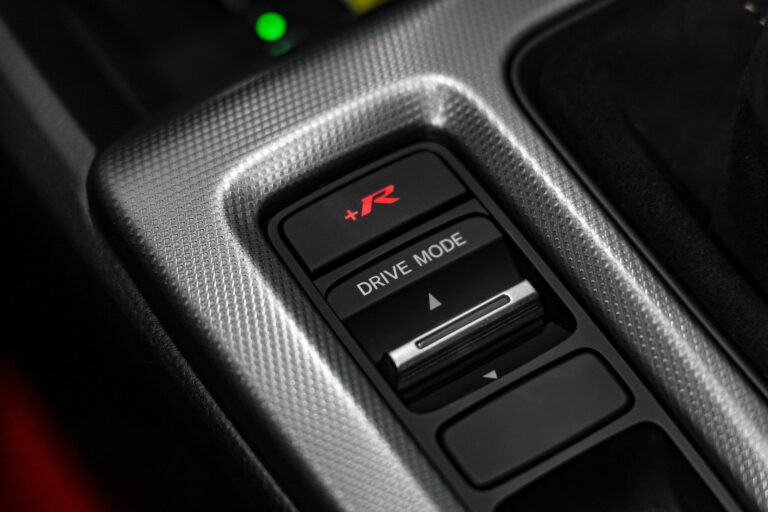 Honda Civic Type R: preço, equipamentos, motor, consumo, vídeo e fotos