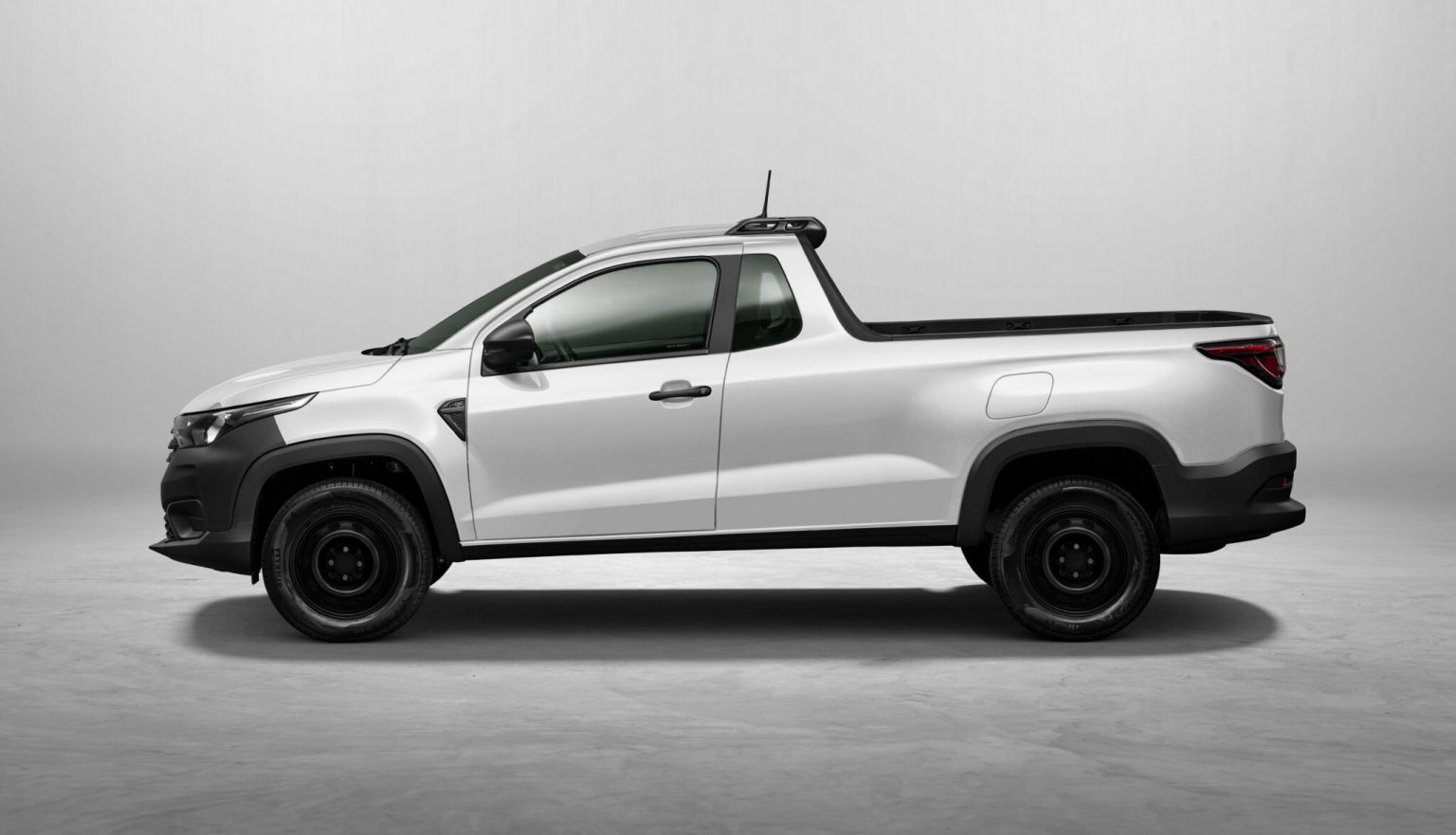 Saveiro x Strada: motores, equipamentos, consumo e capacidades