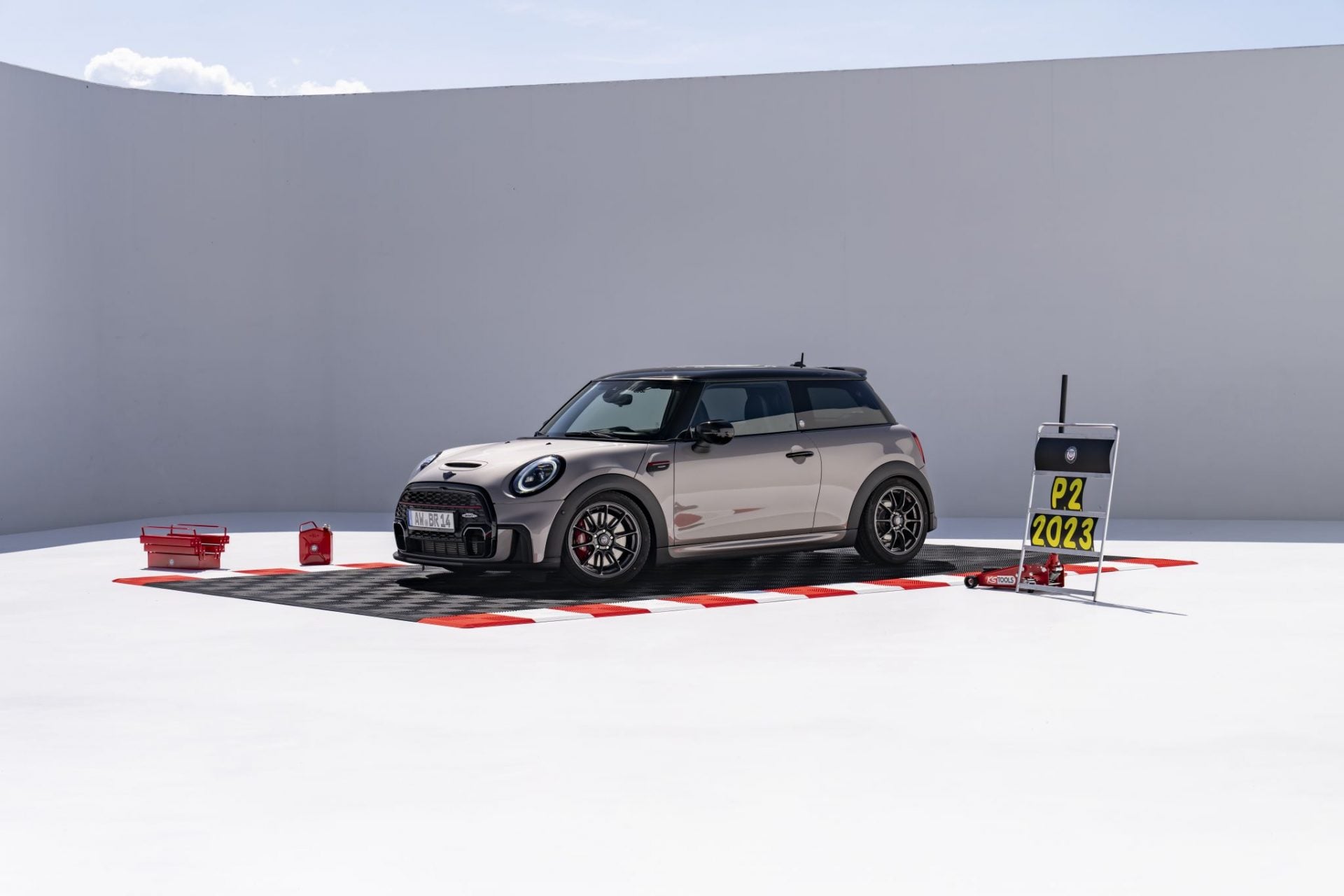 Mini Bulldog Racing Edition: para comemorar o pódium de Nürburgring