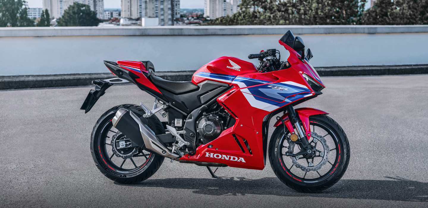 Honda CBR400R: esportiva japonesa é atualizada em seu país de origem