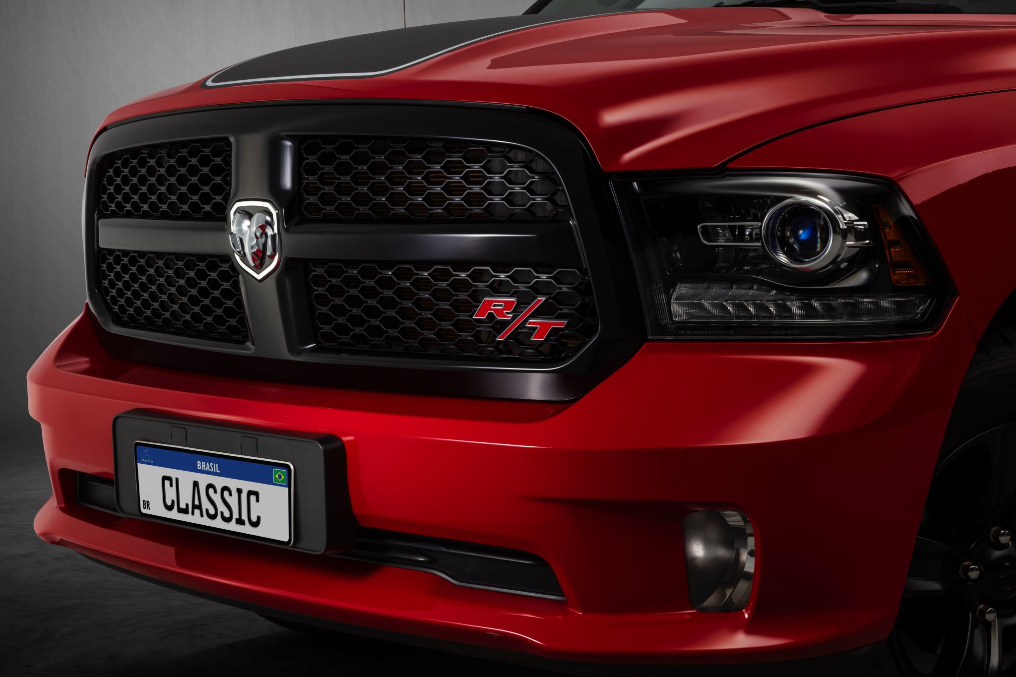 Ram Classic R/T é despedida da tradicional caminhonete V8 da marca