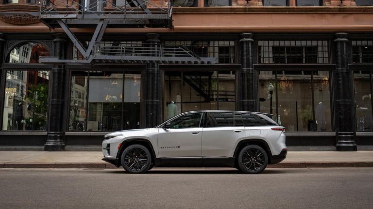 Wagoneer S: veja como ficou o Range Rover Velar elétrico da Jeep