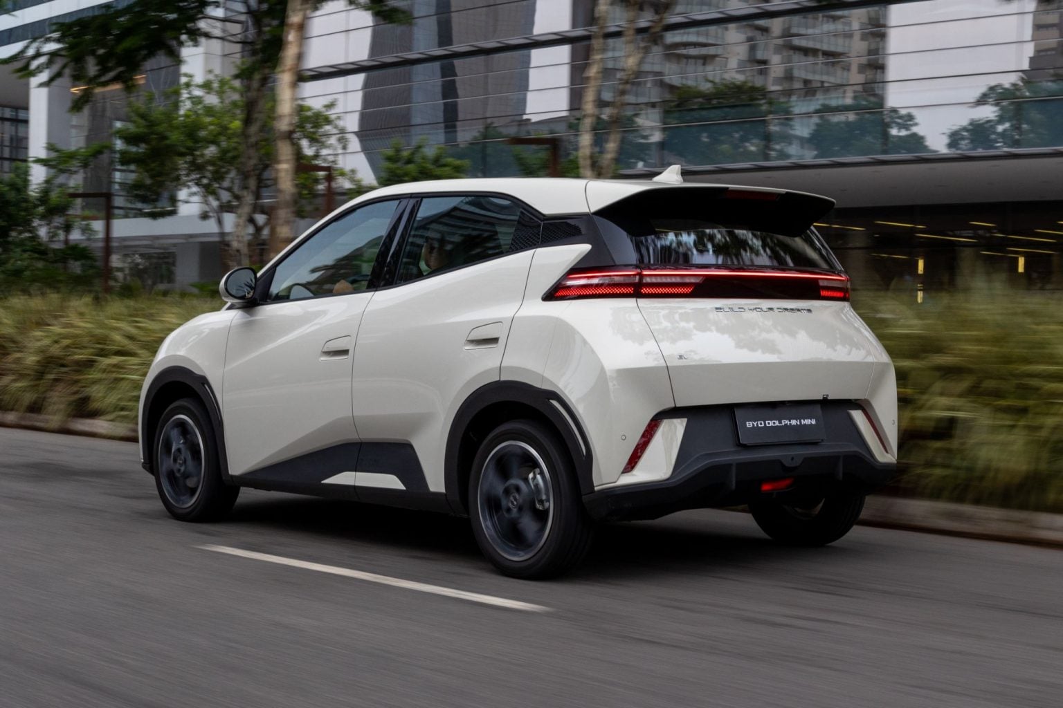 BYD fecha acordo com Uber para dar desconto aos motoristas