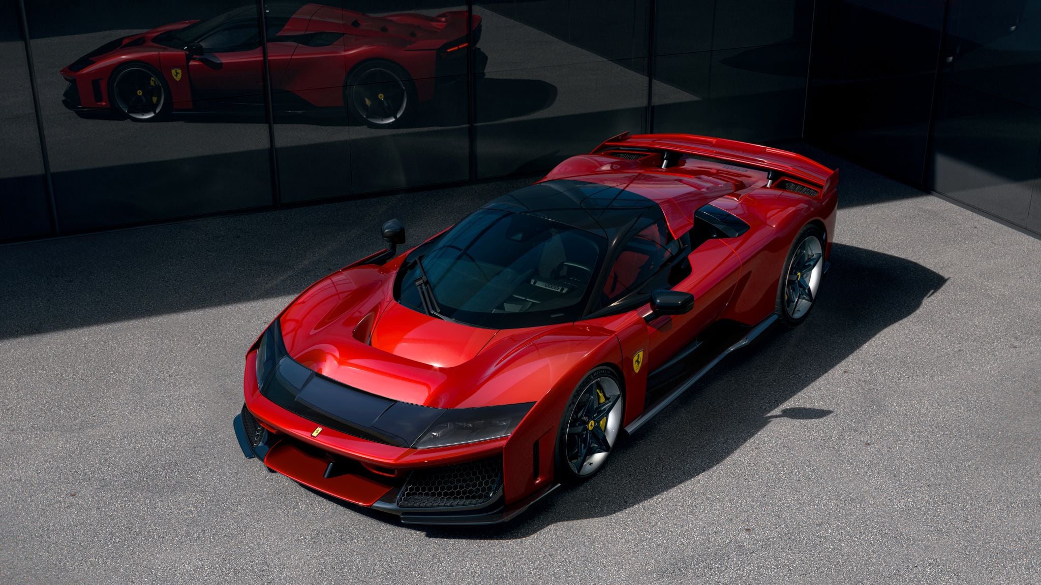 Ferrari F80 abandona motor V12 a favor de um V6 híbrido