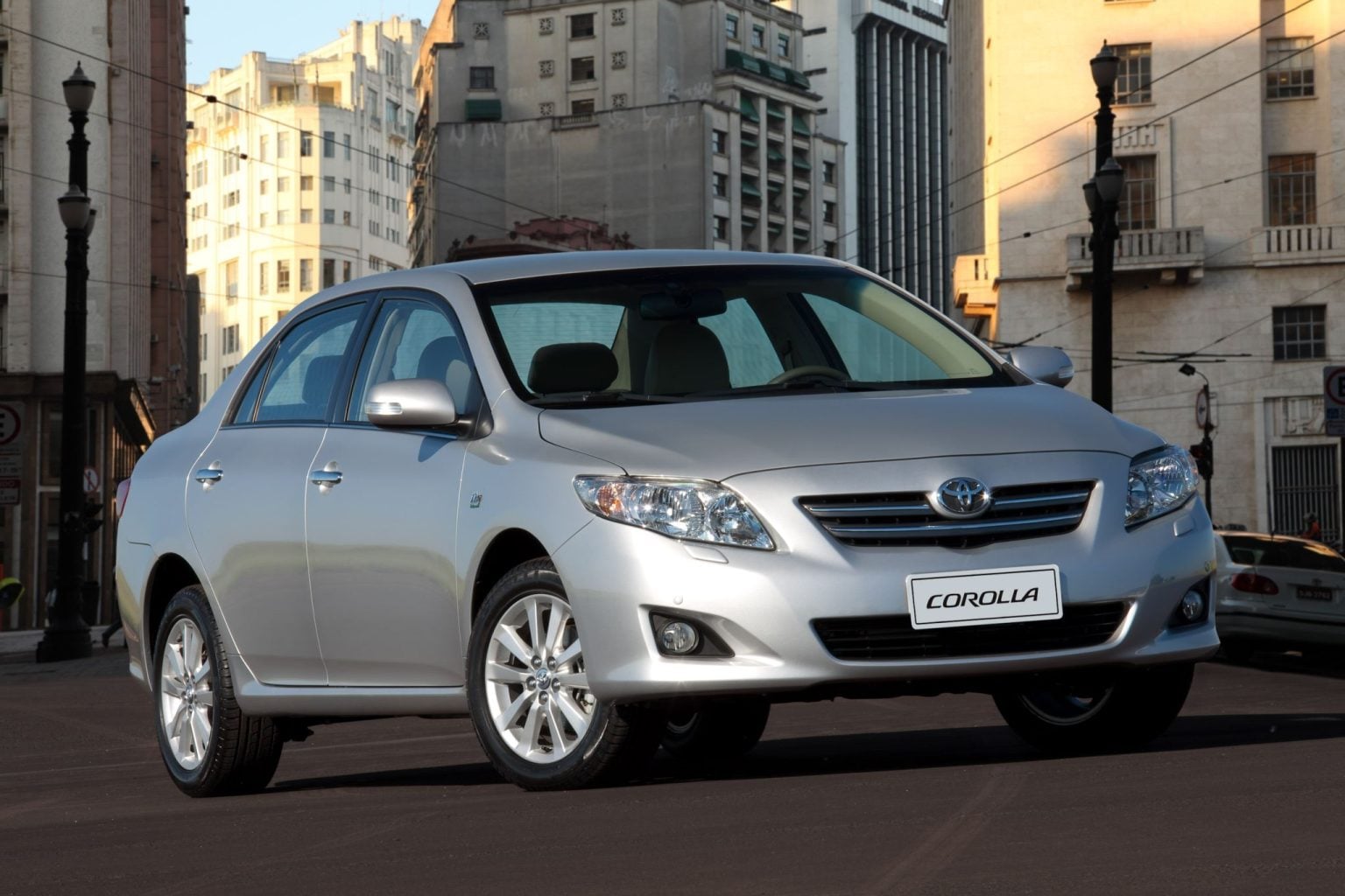 Carro usado: 10 fatos sobre o Toyota Corolla 2010