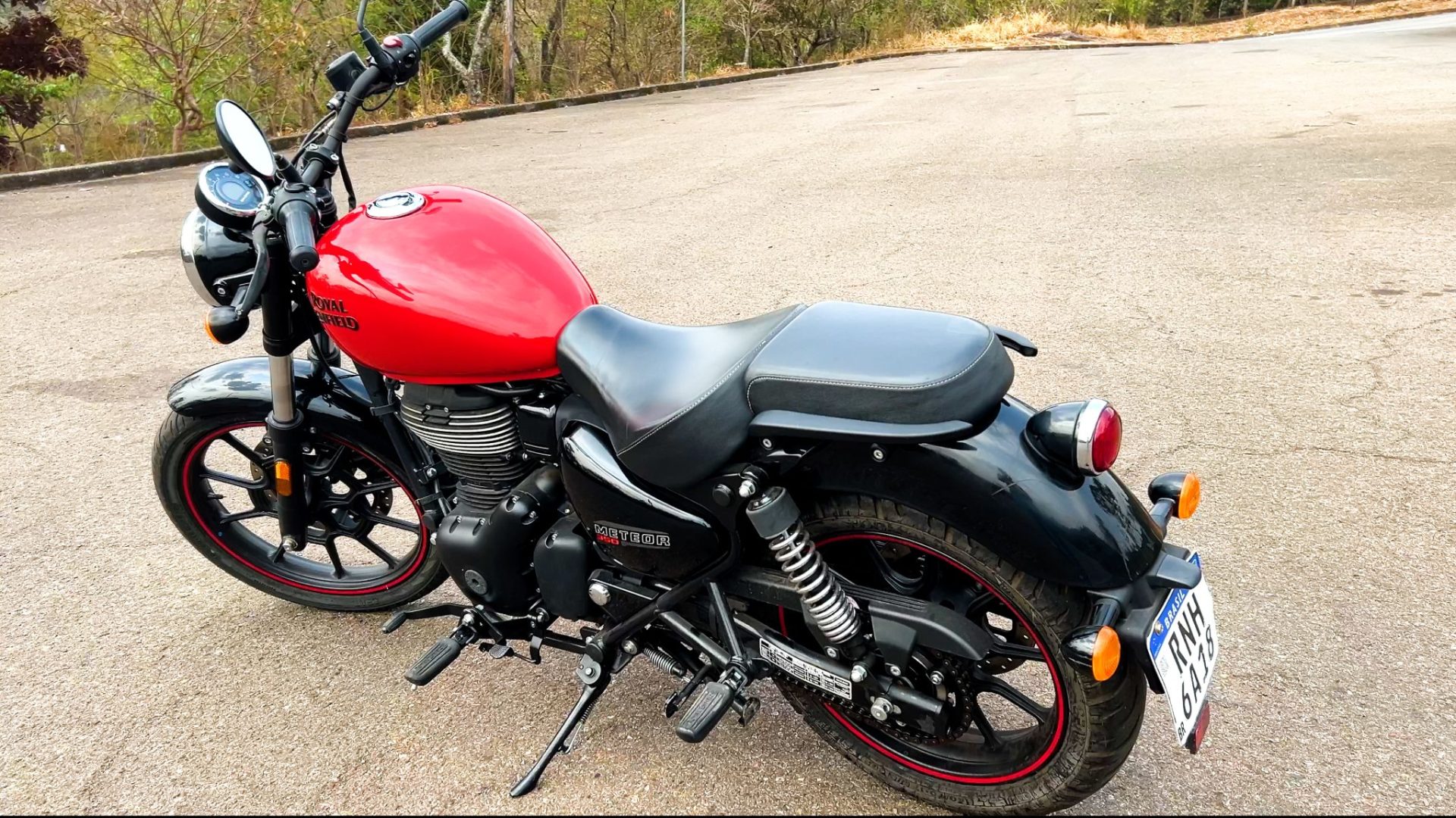 Royal Enfield Meteor 350: a porta de entrada do mundo custom