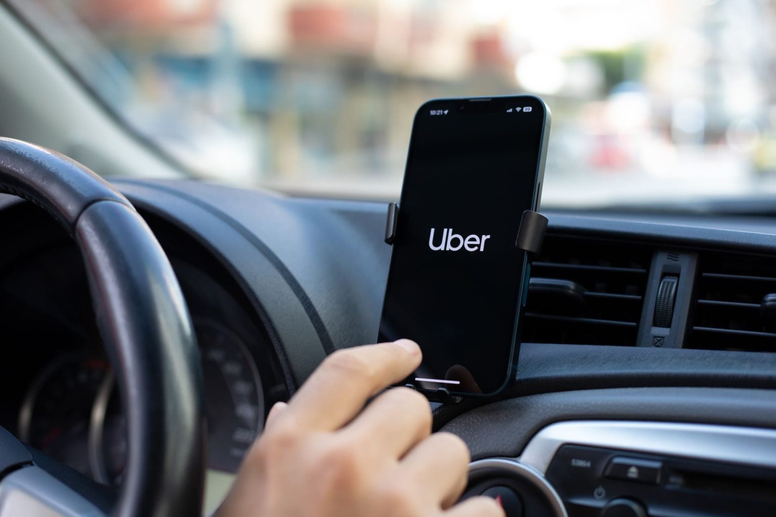 Brasil é o país com mais motoristas de Uber no mundo