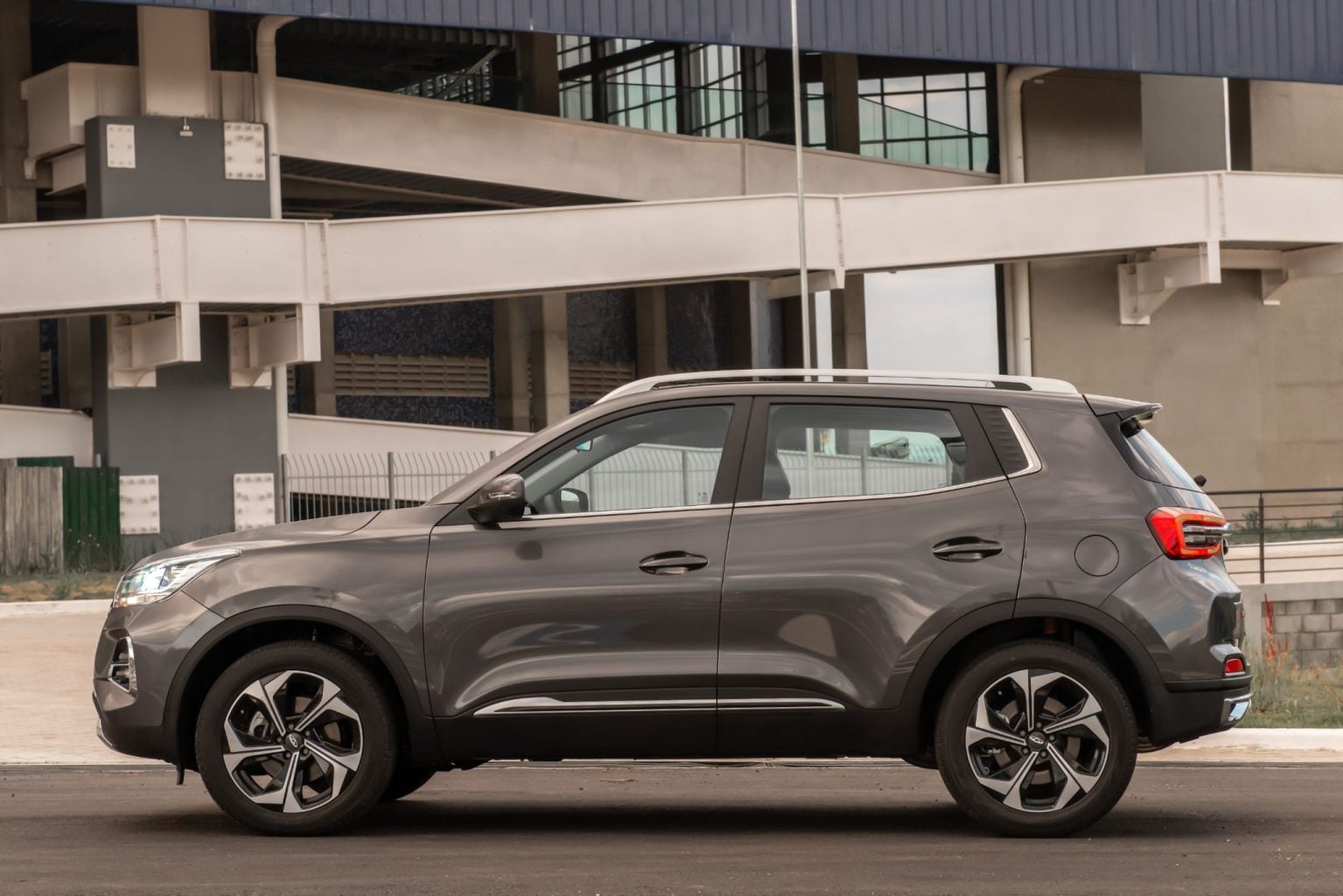 Caoa Chery Tiggo 8 e Tiggo 5x são feijão sem bicho