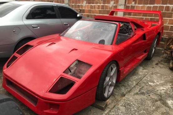 Ferrari processa brasileiro que criou uma réplica da F40