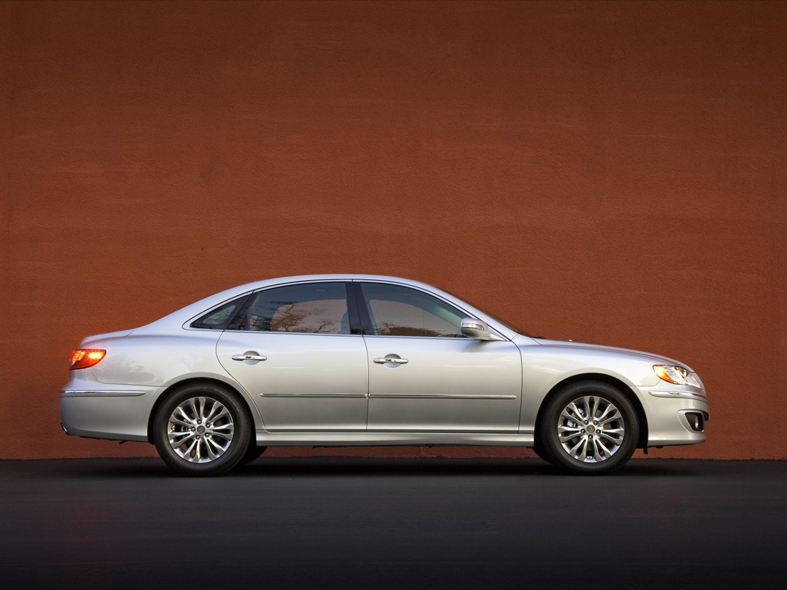 Carro usado: 10 fatos sobre o Hyundai Azera 2011