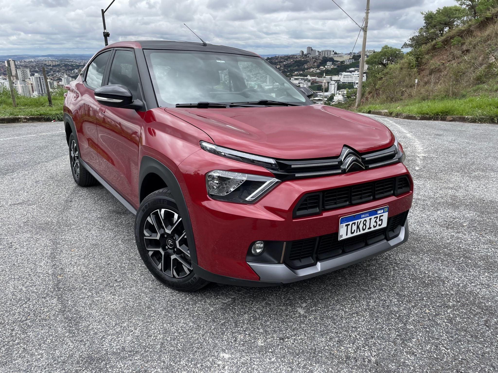 Testamos o Citroën Basalt Shine Turbo 200