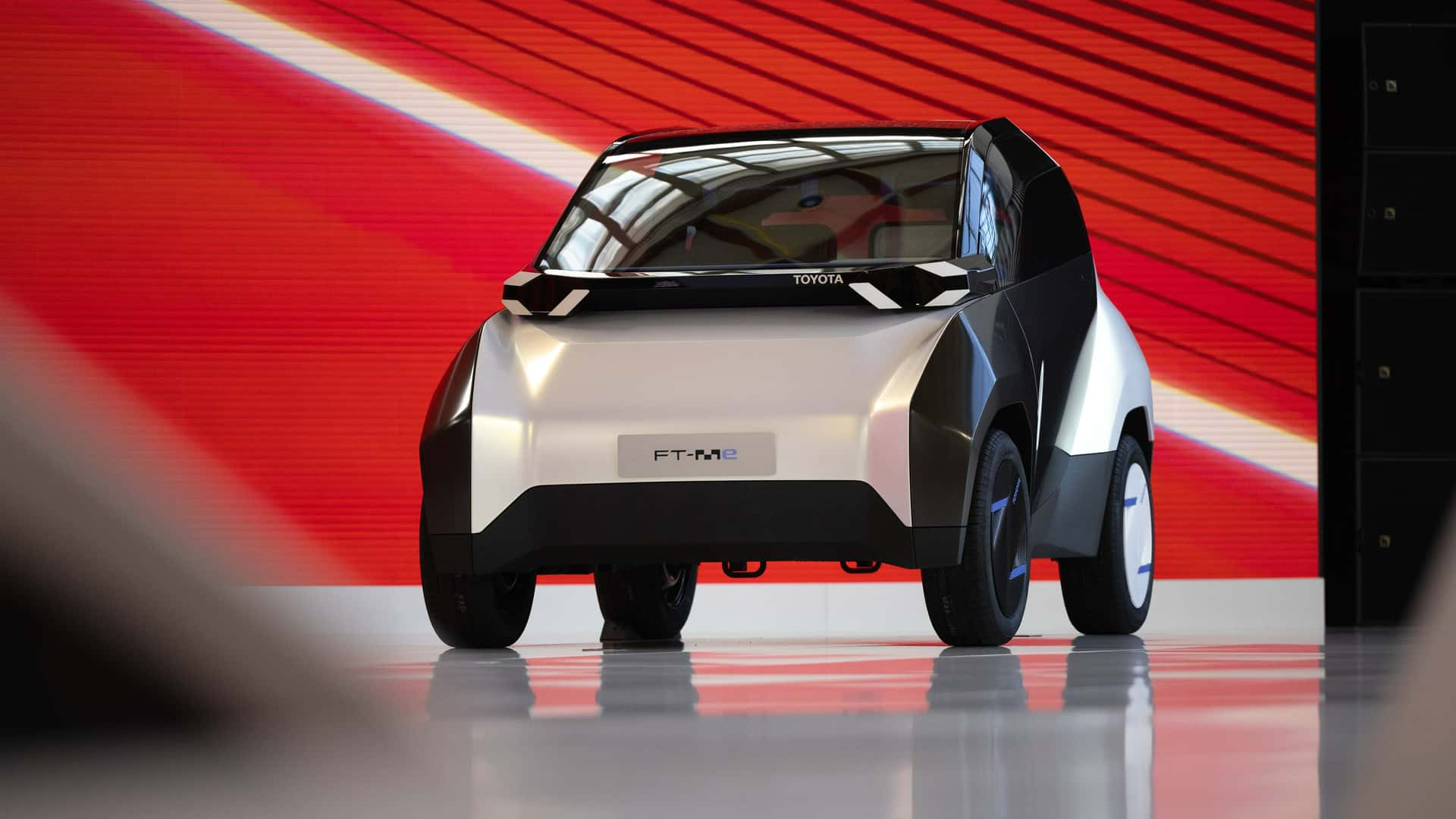 Toyota FT-Me: minicarro que não precisa de habilitação