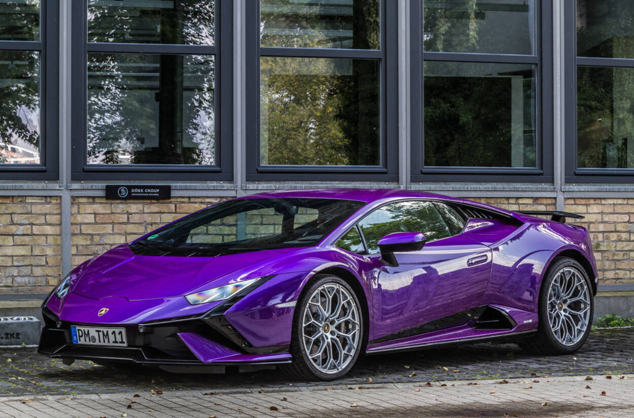 Lamborghini de Yuri Alberto desbanca coleção de Memphis Depay