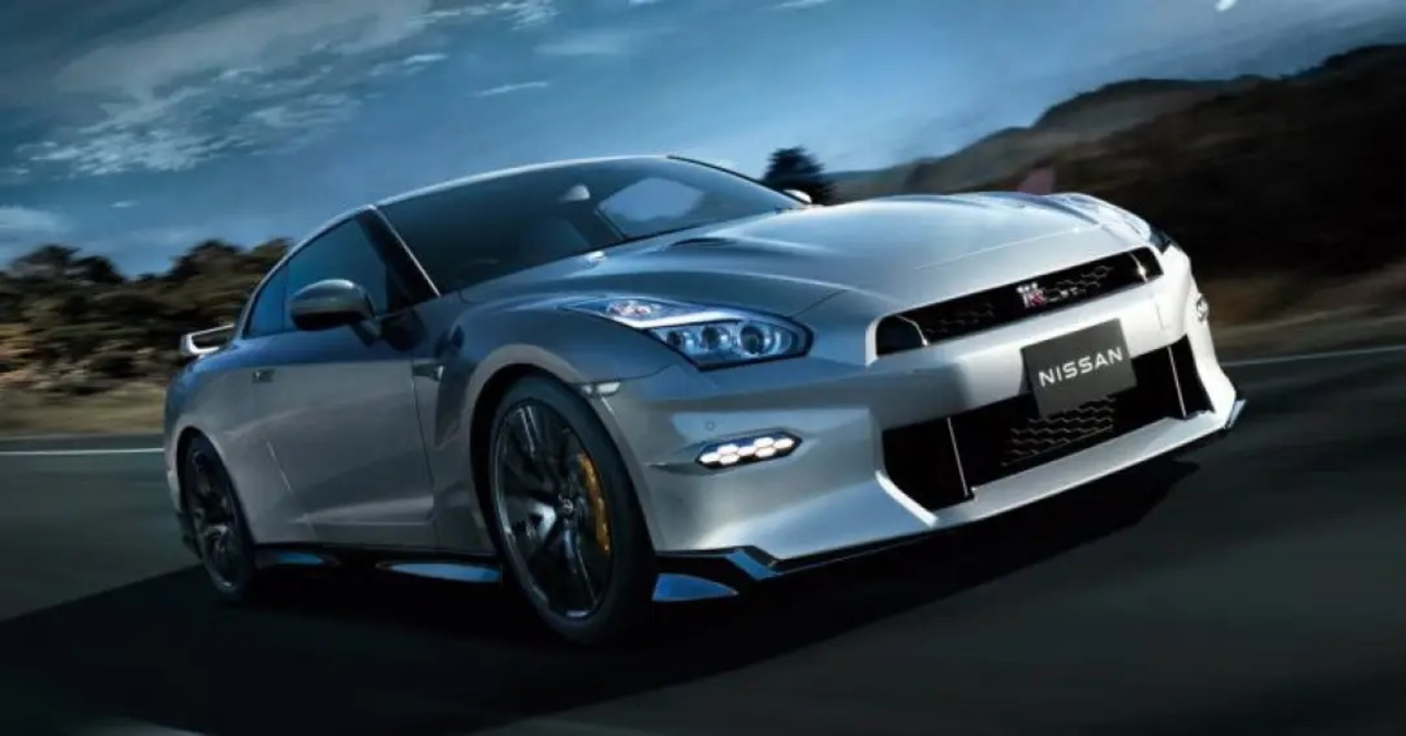 O fim de uma era: última unidade do Nissan GT-R sai da fábrica