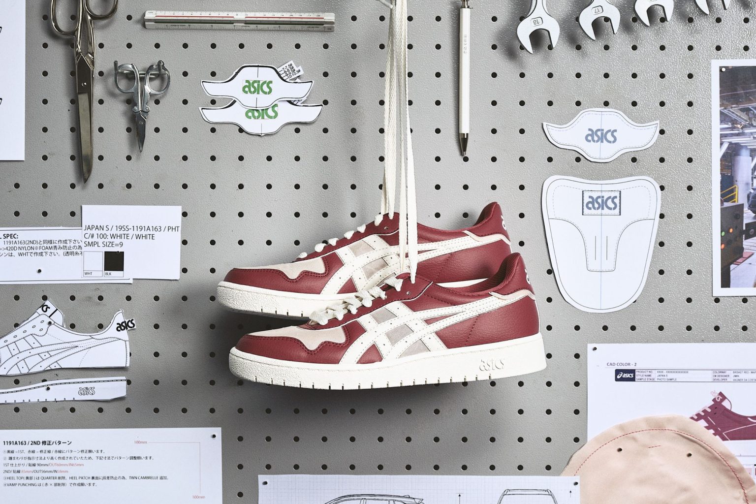 Novo tênis da Asics é feito de airbags velhos da Toyota e já está à ...