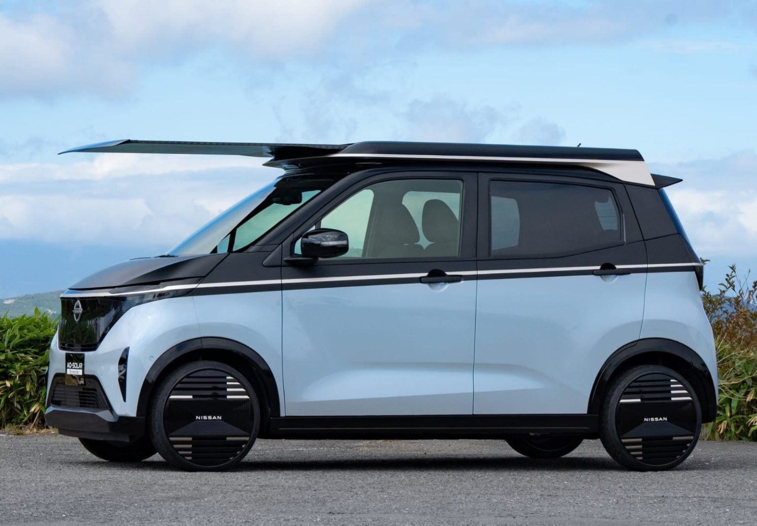 Nissan revela carro movido a energia solar que roda 3.000 km sem recarga