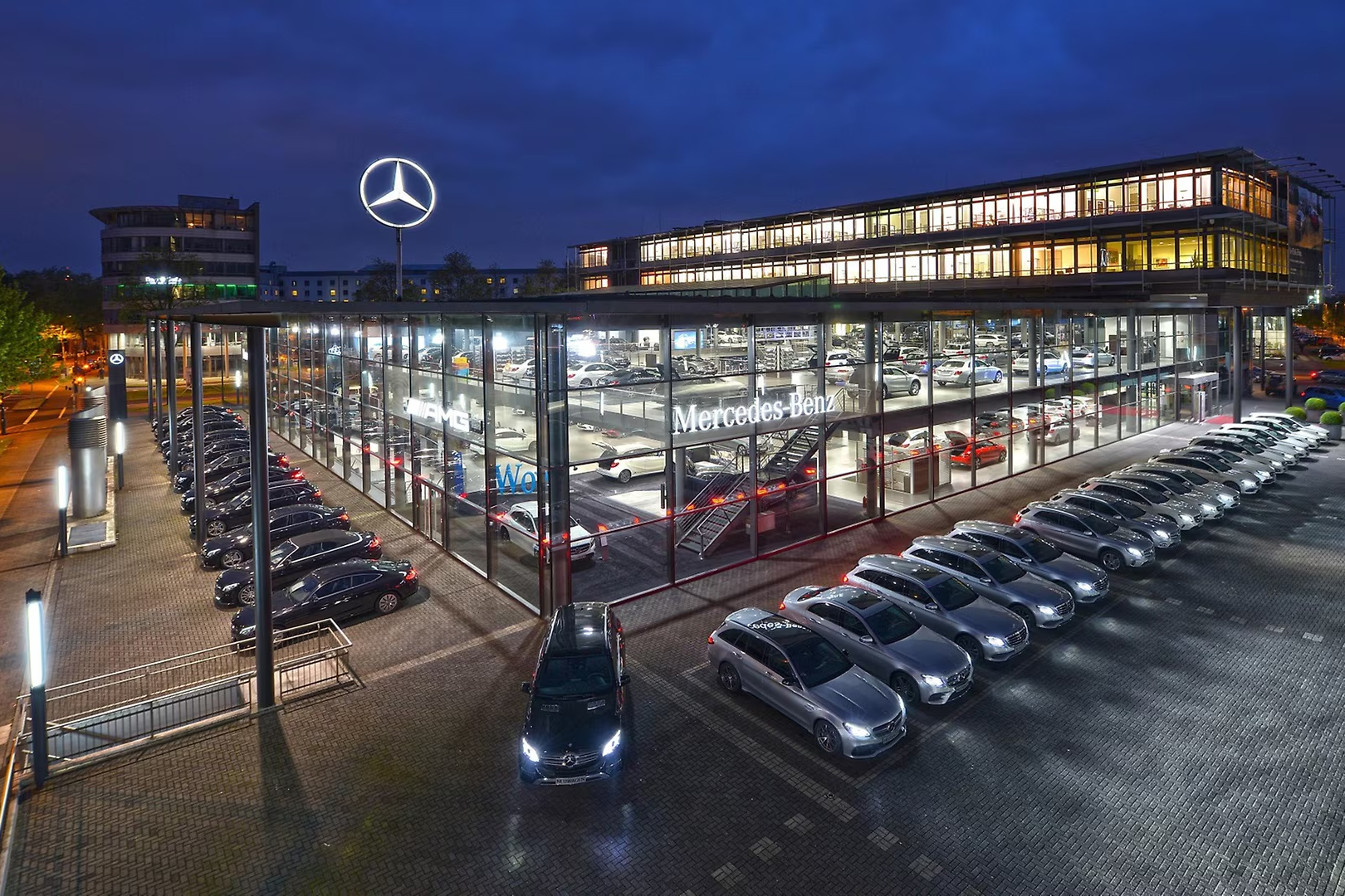 Mercedes Benz Ingolstadter Str