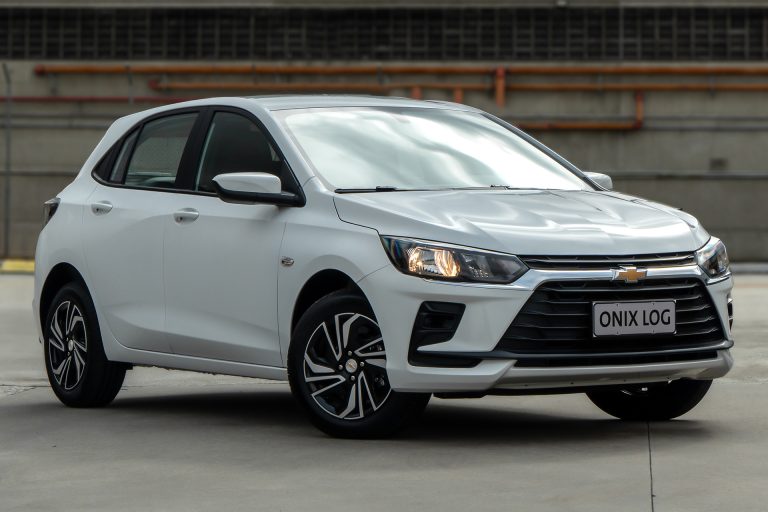 Chevrolet reinventa o Onix com 4 novas versões; uma delas roda só com ...